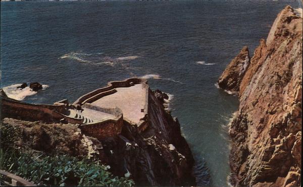 La Quebrada Acapulco, Mexico Postcard