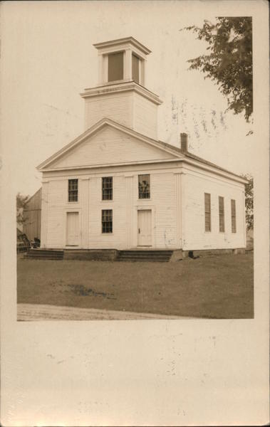 Union Church Plymouth, VT Postcard