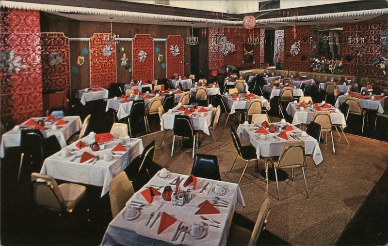 The Redwood Inn, 125 Flemingtown Center Vallejo, CA Postcard