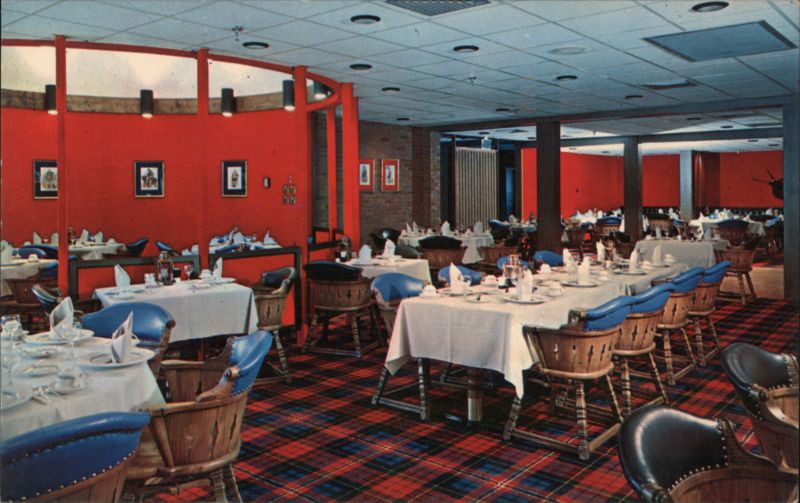 The Angus Room, Sheraton Motor Inn Fredericksburg, VA Postcard