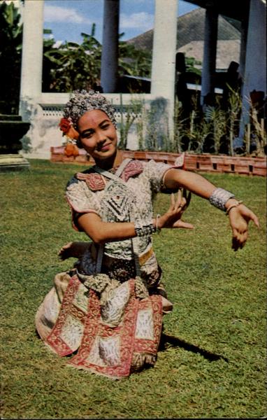 Chui Chai Brahm Dance Thailand Southeast Asia