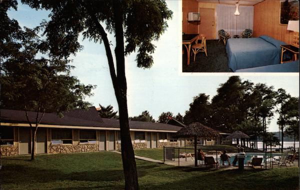 Tiki Hawaiian Motel and Gift Shop Wisconsin Dells, WI