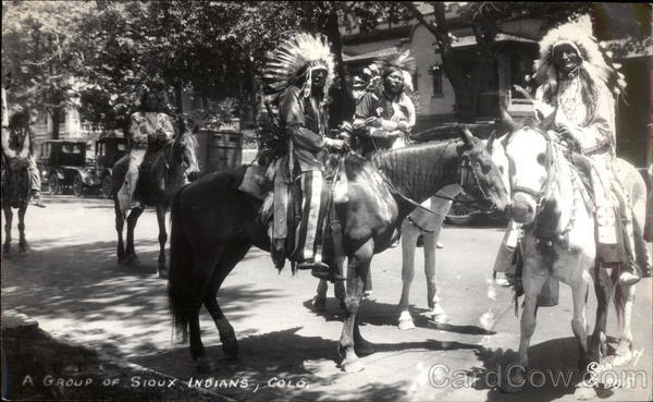 A Group of Sioux Indians, Colorado Native Americana