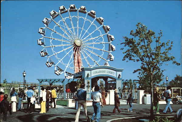 Orleans Orbit - Great America Amusement Parks