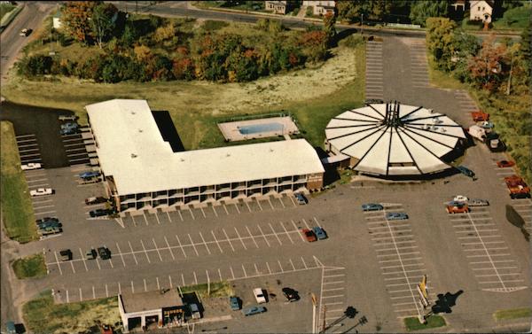 Aerial View of the Roundhouse Motor Inn Auburn, ME Postcard