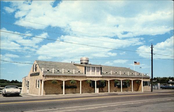 Callahan's Riverside House, Route 133 Essex, MA Postcard