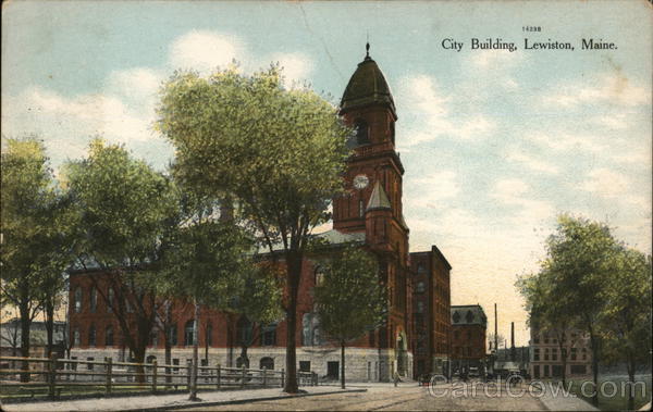 City Building Lewiston, ME Postcard