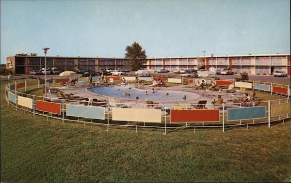 Holiday Inn Springfield, MO Postcard