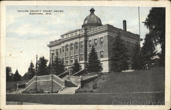 Taylor County Court House Medford, WI Postcard