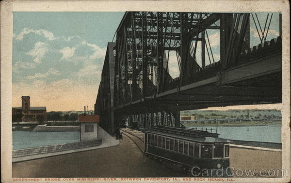 Governmaent Bridge over MIssissippi River Davenport, IA Postcard