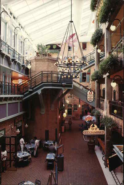 Trappers Alley Detroit, MI Postcard