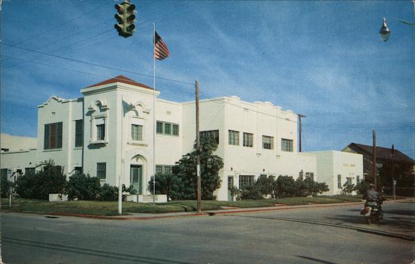 Library and Chamber of Commerce Offices Alice, TX Postcard