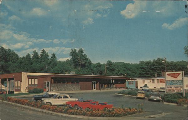 Idlenot Farm Dairy & Dairy Bar North Springfield, VT Postcard
