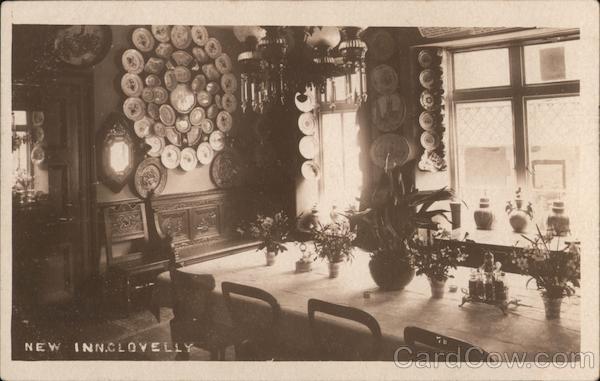 New Inn Clovelly, England Postcard