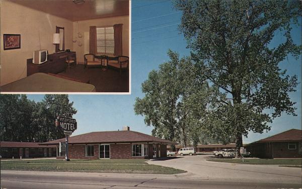 Redford Motel Detroit, MI Postcard