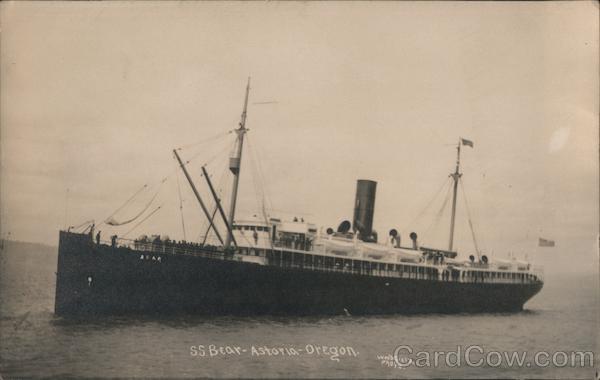 SS Bear-Astoria-Oregon at sea Boats, Ships Postcard