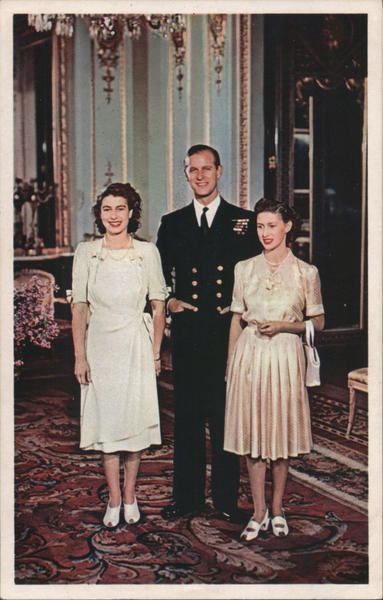 British Majesties King & Queen England Royalty Postcard