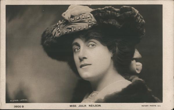 Miss Julia Neilson Actresses Postcard
