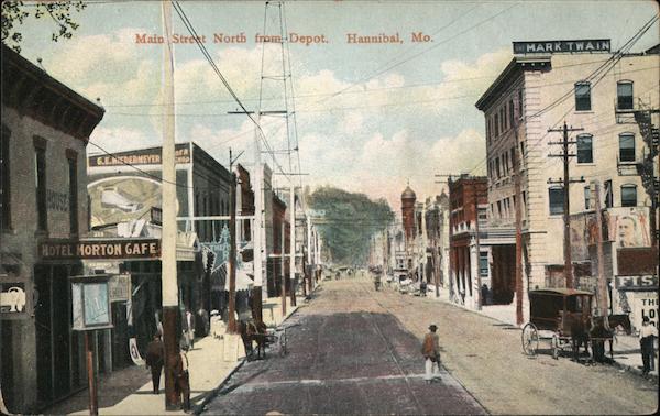 Main Street North From Depot Hannibal, MO Postcard