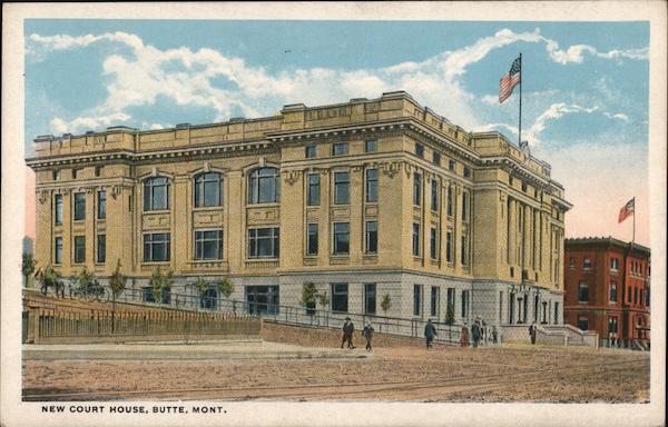 New Court House Butte, MT Postcard