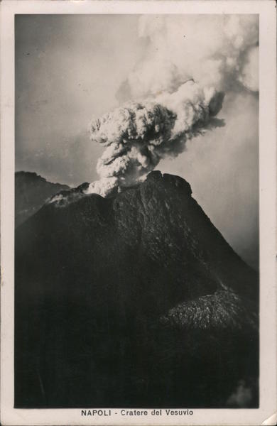 Mount Vesuvius Spewing Smoke Napoli, Italy Postcard