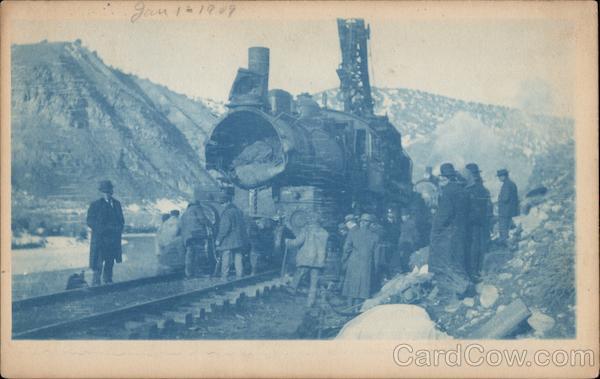 Train Wreck Jan 1, 1909 Disasters Postcard