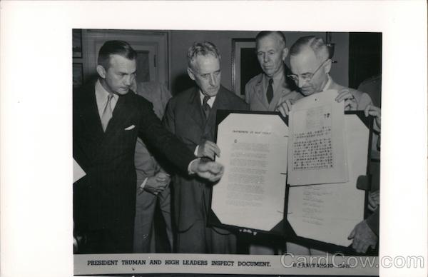 President Truman Inspects the Japanese Instrument of Surrender World ...
