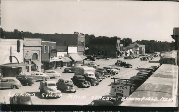 Looking South, Main Street Bloomfield, NE Postcard