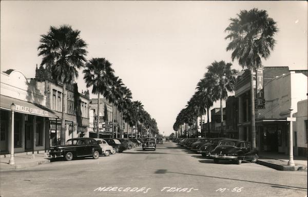Street Scene Mercedes, TX Postcard
