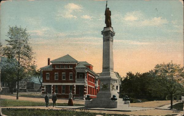 Monument and Post Office Gardner, MA Postcard
