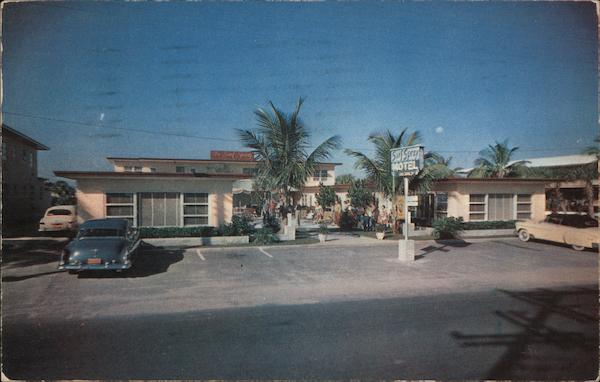 The Surf Spray Fort Lauderdale, FL Postcard